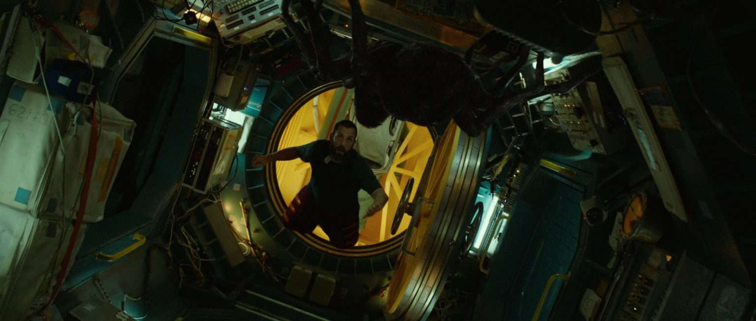 Crítica de 'El Astronauta' ('Spaceman'): Una inusual pero inconsistente ...